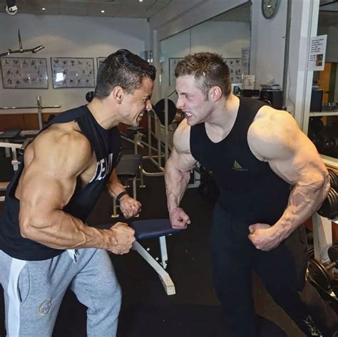 练了半年多，自己的卧推重量却上不去，问题出在哪 搜狐大视野 搜狐新闻