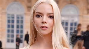 La Cosmetóloga De Anya Taylor Joy Revela Sus 13 Secretos Para Una Piel