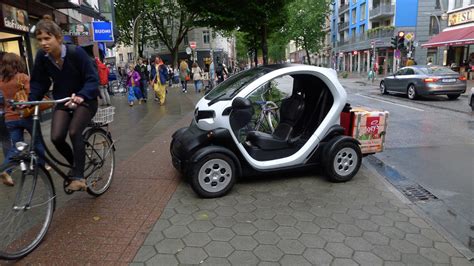 Liberating Inner City Districts Through Fine Mobility