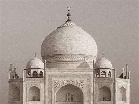 کیسے بنا تاج محل؟