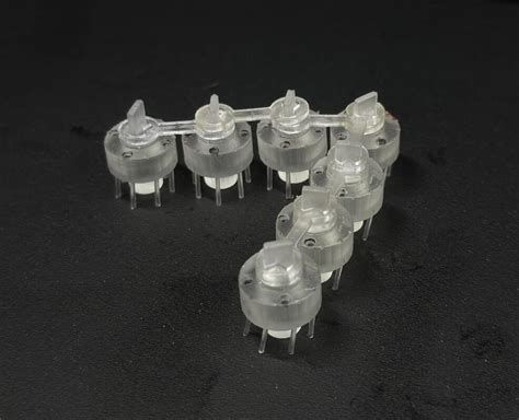 Researchers Build Next Gen Swarm Robots Using Simple Linked Particles