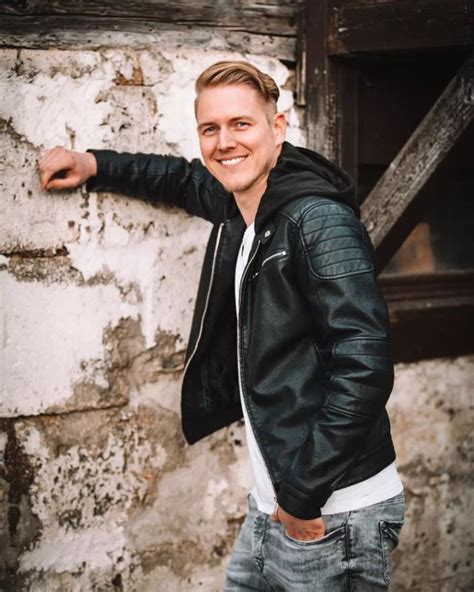 Roman Neyer Songs Events And Music Stats