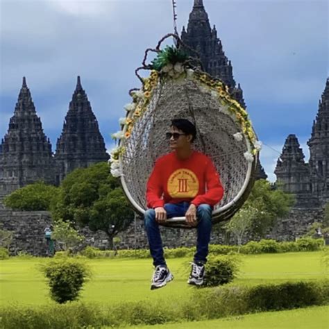 Stream Dede Kurniawan Music Listen To Songs Albums Playlists For