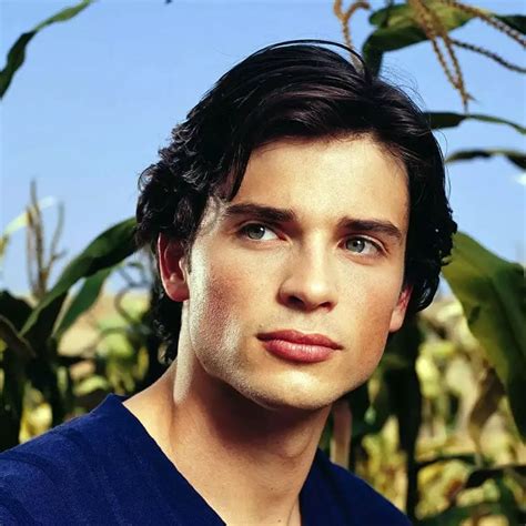 The Superman Hairstyle A Guide To The Superheros Iconic Look