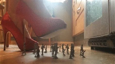 Giantess Unaware Model Army Crush Mov Miss Valentine Fetish Clips4sale