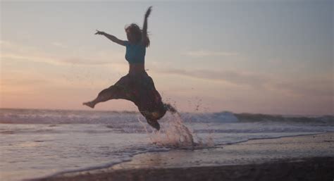1461 Girl Dancing Beach Stock Videos Footage And 4k Video Clips