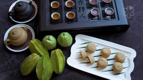 Teochew Mooncakes Layered With Love And Beauty