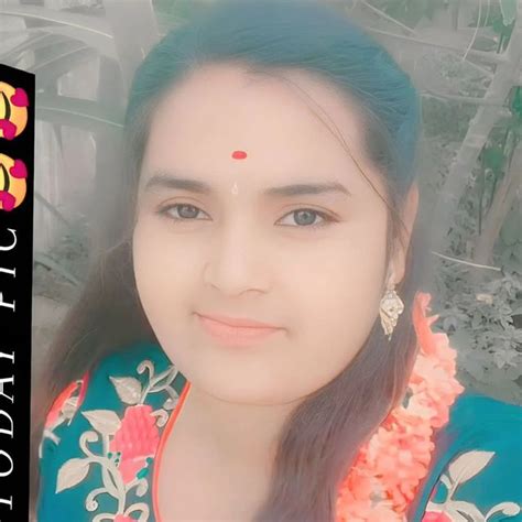 Thara Thara Lone Ly Queen211 • Threads Say More