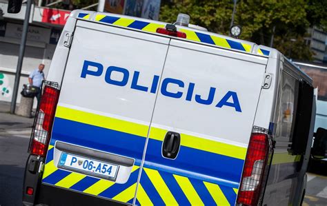 Policisti Prosijo Za Informacije O Prometni Nesreči V Mariboru