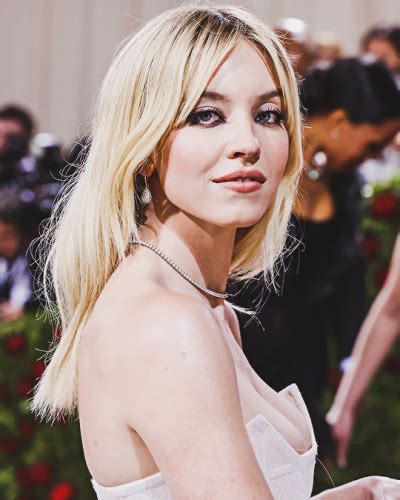Sydney Sweeney Met Gala Celebrating “in America A Tumbex