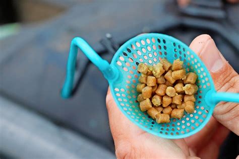 How To Fish The Jigga Float With Slop For F1s Angling Times