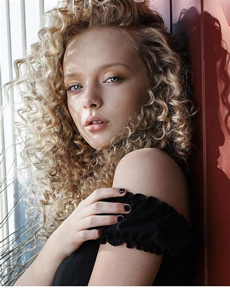 Picture Of Amiah Miller