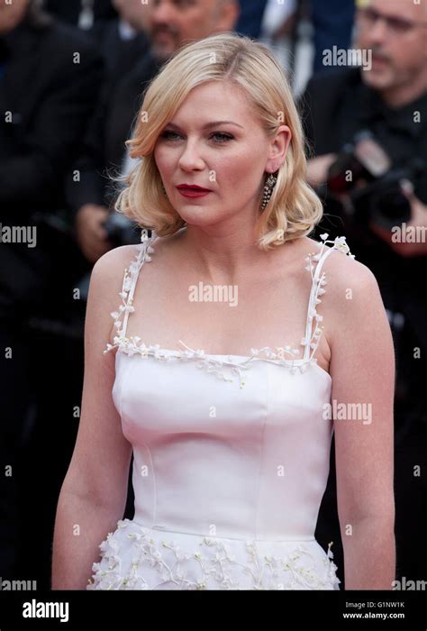 Cannes France 16th May 2016 Actress Kirsten Dunst At The Gala