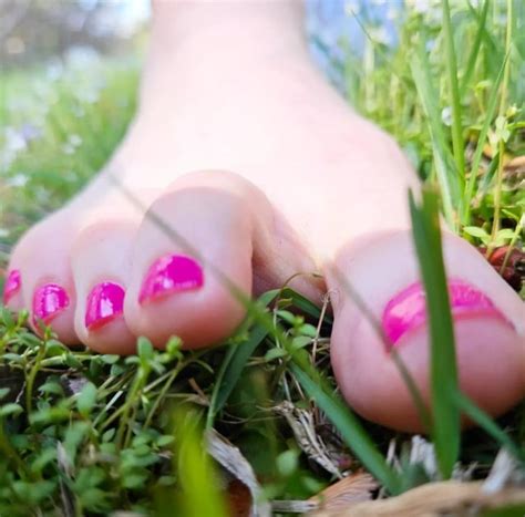 Climb Up We Are Going On An Adventure R Giantessfeet