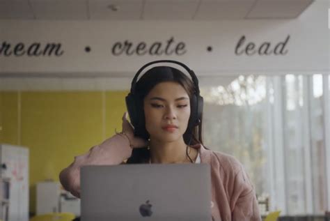 This College Freshman Is Combining Her Passion For Esports With Her