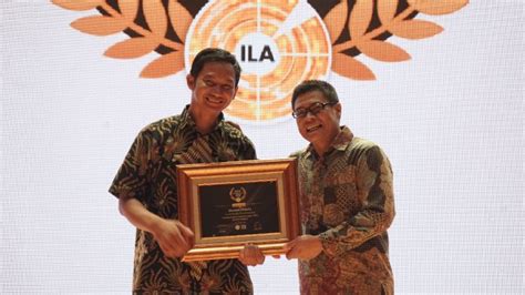 Dompet Dhuafa Raih Penghargaan Indonesia Moslem Industry Leader Ddhk News