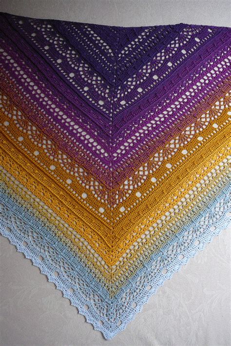 Sislove Shawl Pattern