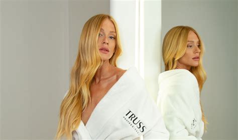 Marina Ruy Barbosa Adota Loiro E Revela Segredos De Cuidados Com Os