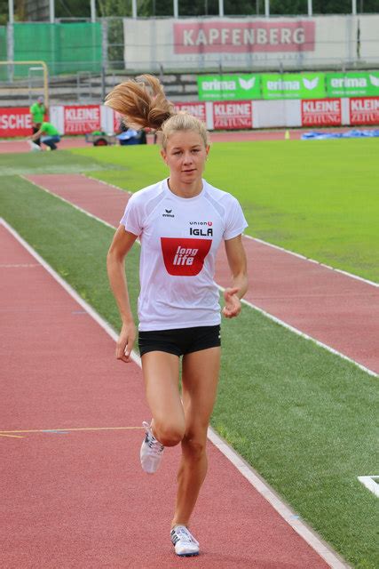 Anna Baumgartner Holt Zweimal Gold Wels And Wels Land