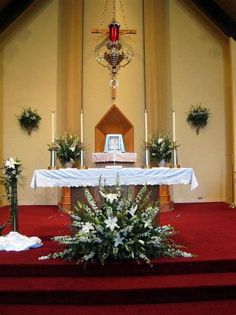 Wedding Flowers For Church Altars Wedding Flower Ideas