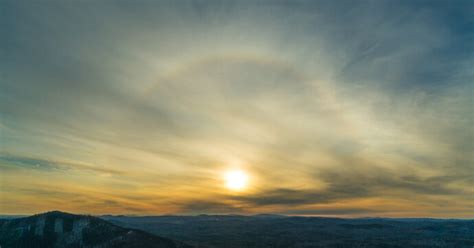 아침을 여는 시 절정絶頂 이육사