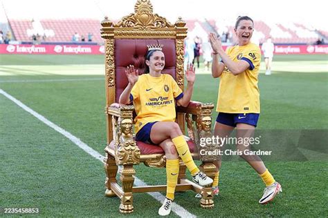 327 Paige Monaghan Fotos Und Hochauflösende Bilder Getty Images