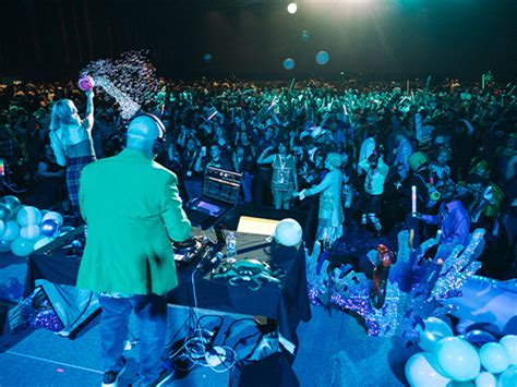 Emerald City Comic Con 2025 Learn About The Event And Search For Hotels