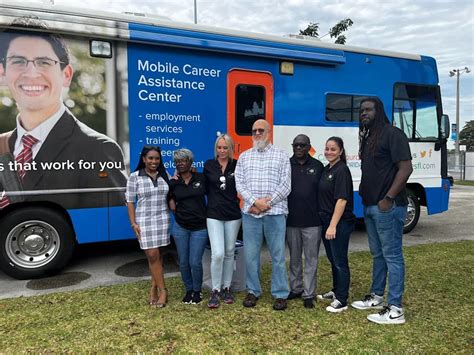 Realizan Jornada Comunitaria En Hialeah Para Ofrecer Servicios Gratuitos