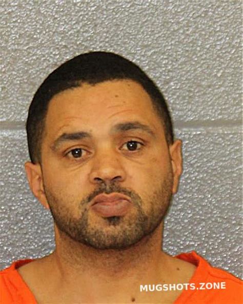 Bailey Deon 04152025 Mecklenburg County Mugshots Zone