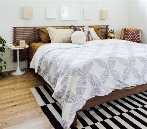 7 Smart Bedroom Area Rug Placement Tips Homystyle