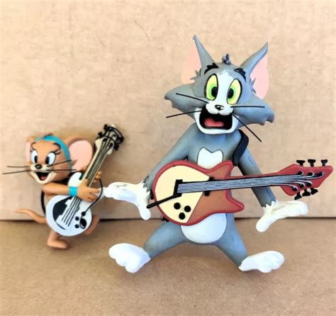 Mcfarlane Toys Hanna Barbera Tom And Jerry Rock And Roll Action Figures £30