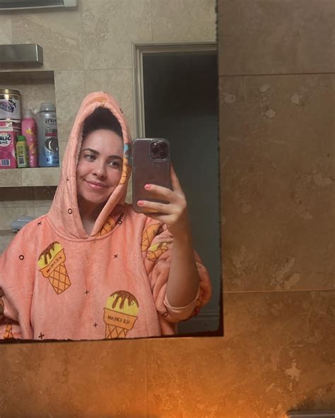 Picture Of Ruby May