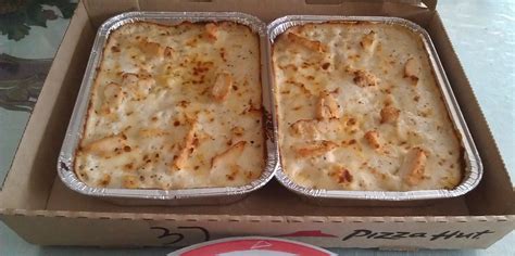 Chicken Alfredo Pizza Hut