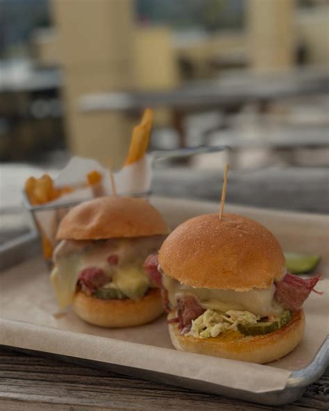 The Backyard Grub N Brews Santa Clarita Ca