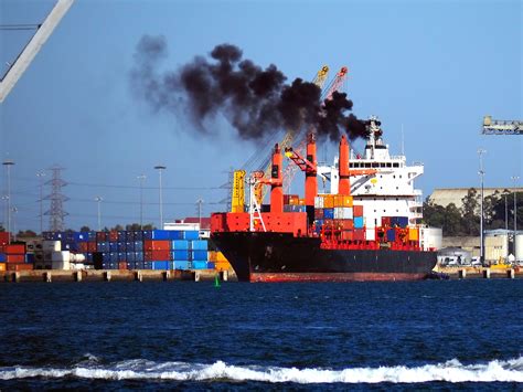 Shipping Emissions Return To Peak 2008 Levels Uk Study Finds