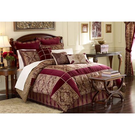 Royal Velvet Westbrook Burgundy Queen Size 4 Piece Comforter Set Free