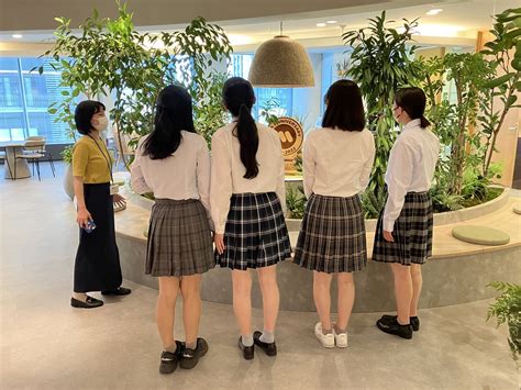 【東京】都立町田高等学校の職場訪問 ｜ 本社で取り組む ｜ モスの森 ｜ モスバーガー公式サイト