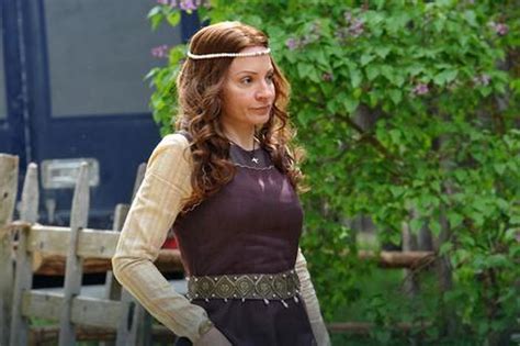 Дубравка Мијатовић као Ана Немањић Династија Немањић