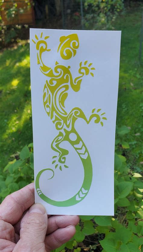 Tribal Lizard Vinyl Decal Car Decal Window Decal Laptop Etsy