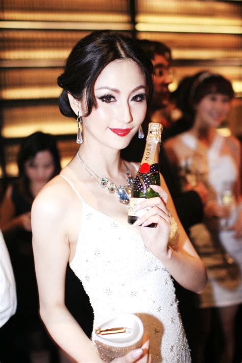 Pictures Of Leni Lan Crazybarby