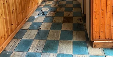 How To Identify Asbestos Flooring In Your Home Vinyl Tiles
