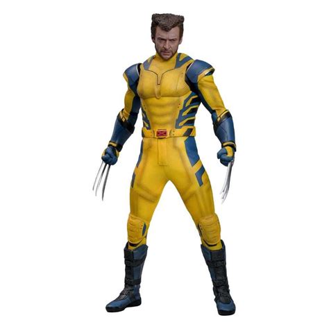 Wolverine Deluxe Version Sixth Scale Figure By Hot Toys