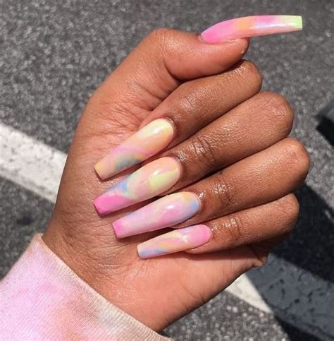 35 Colorful Cotton Candy Nail Designs To Rock This Season