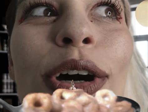 Unaware Giantess Nooo Dont Eat Me 3 By Gomaroscar19 On Deviantart