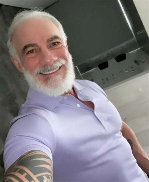 10 Imagens De Sergio Arnaut O Super Daddy Musculoso De 58 Anos Guia Gay São Paulo