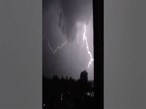 Most Insane Lightning Strike Caught On Camera Youtube