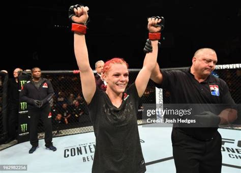 927 Gillian Robertson Photos And High Res Pictures Getty Images