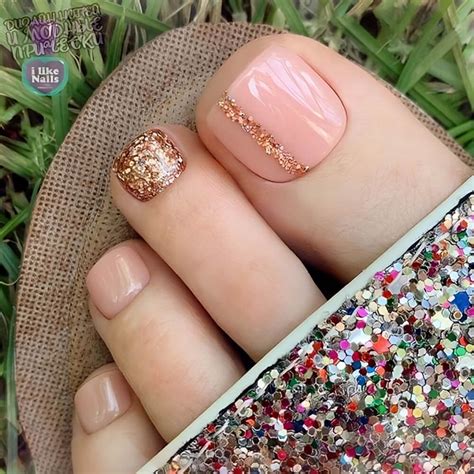 Check Out These 30 Lovely Spring Pedicure Designs
