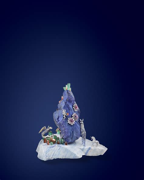 Eveil Du Cyclamen Van Cleef And Arpels