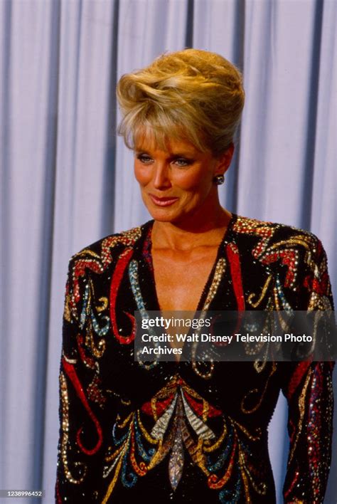 Linda Evans Appearing On The Abc Tv Special The 37th Primetime Emmy